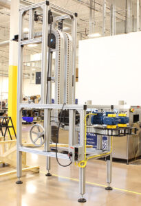 Simpli-Flex® HD Side Gripping Conveyor | Simplimatic Automation